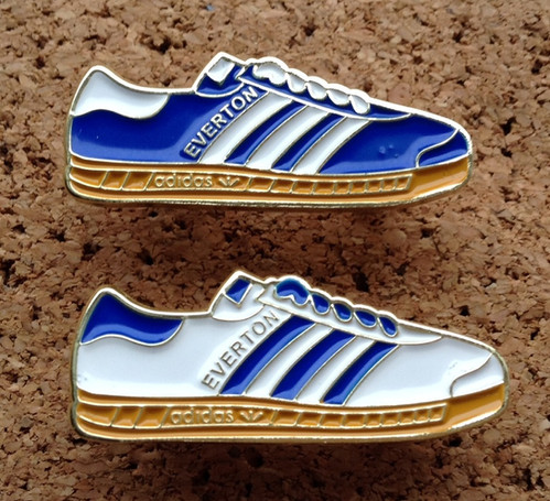 Everton - Adidas Trainers/Trabs/Sneakers | FOOTBALL-PINS-BADGES