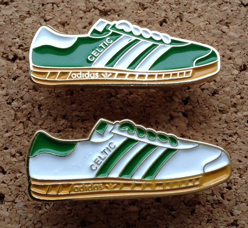 Celtic - Adidas Trainers/Trabs/Sneakers | FOOTBALL-PINS-BADGES