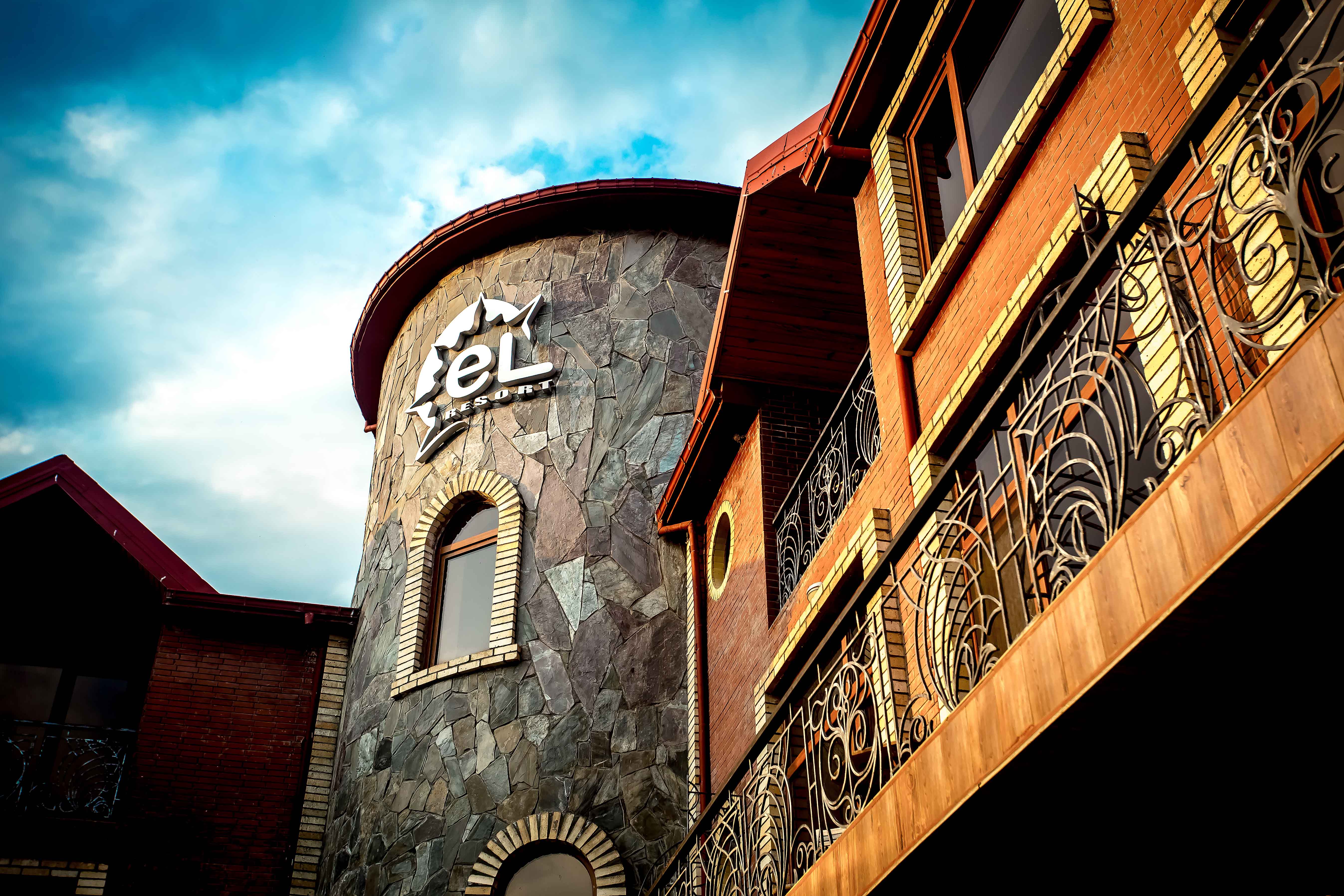 Mountain Resort in Qakh, Azerbaijan | EL RESORT