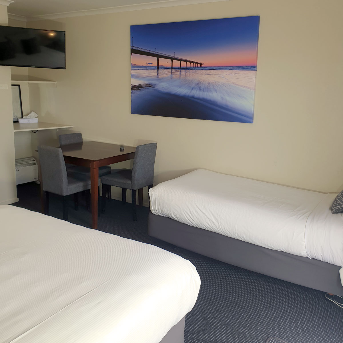 Standard Studio Triple - Accommodation at Northcote Motor Lodge ...