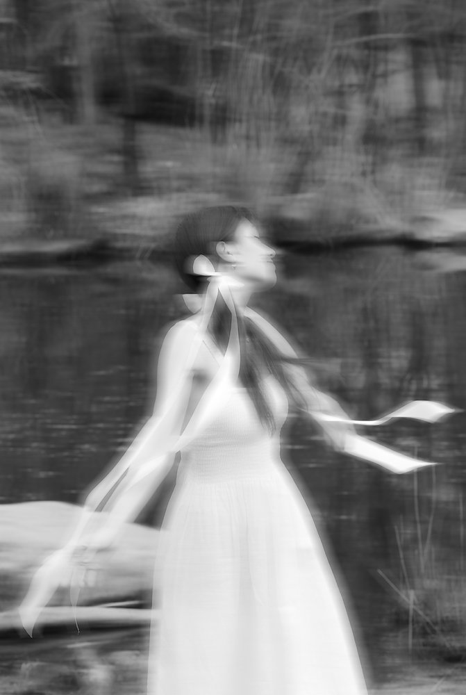 Juliet Ivy, Indie-Pop Singer-Songwriter Behind Viral Song “We’re Eating ...