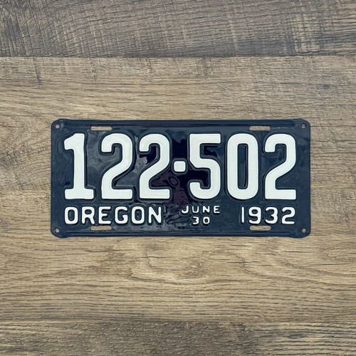 Restored Oregon 1932 License Plate - 122-502 | NW License Plates