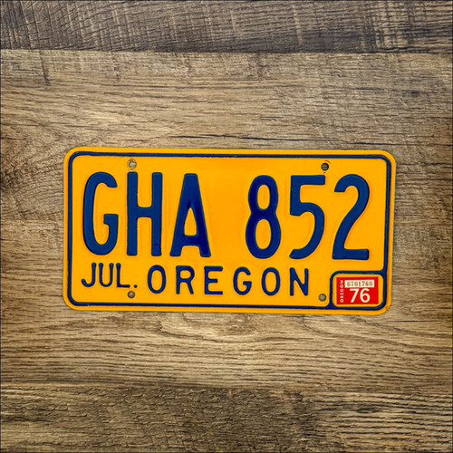 Original Oregon 1974-86 License Plate - GHA 852 | NW License Plates
