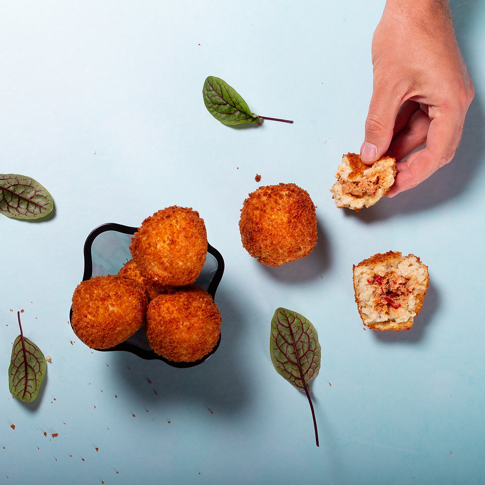 Ryžių spurgos su sūrio įdaru lyg arančinai (Receptas) VMGonline