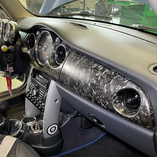 Dashboard in Forged Carbon Fiber - MINI R53 Restyling | RSI c6