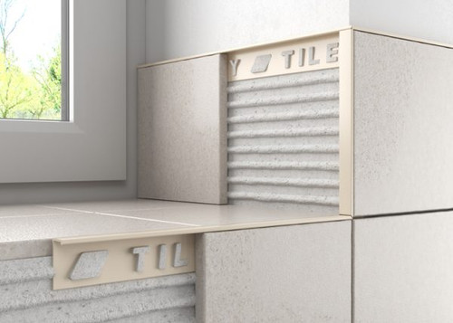 Plastic Square Edge Trim - Jasmine | Dave 2