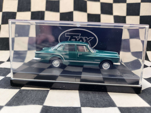 Trax 1/43 Valiant S Series TR36E Deep Green | kustomkollector