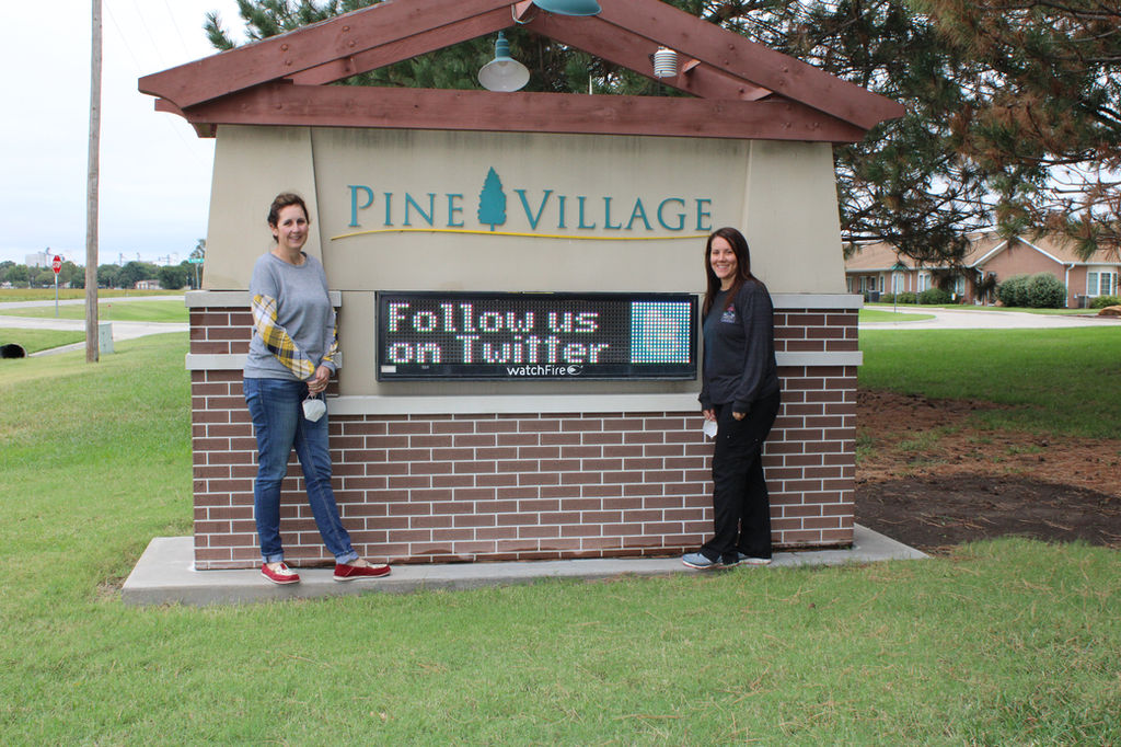 Home | pinevillageks