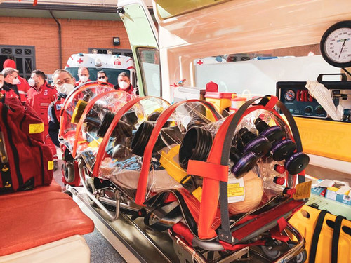 Patient Isolation and Transport Capsule | Allen Medical Intl