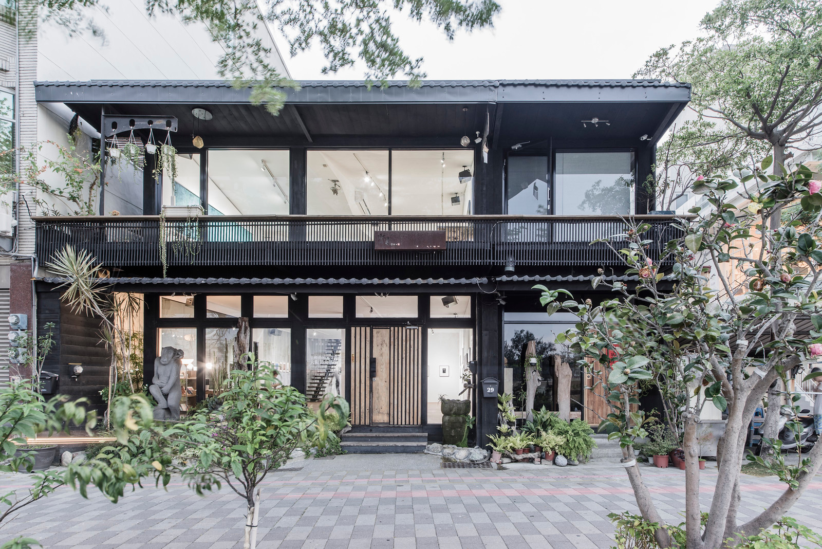 MW Residency | MizuiroWorkshop