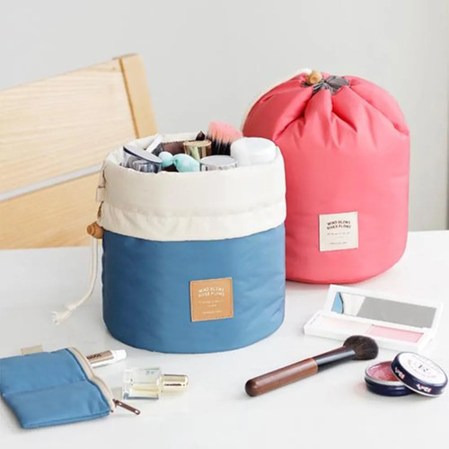 Faithful 2024 Round Makeup Bag | CatholicMall.net