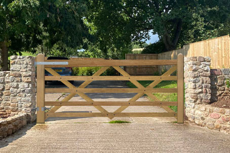 Tapered Top Rail | Blamphayne Sawmills Ltd | Honiton