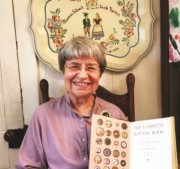 Every Button Has a Storyhttps://www.themontynews.org/single-post/montynews