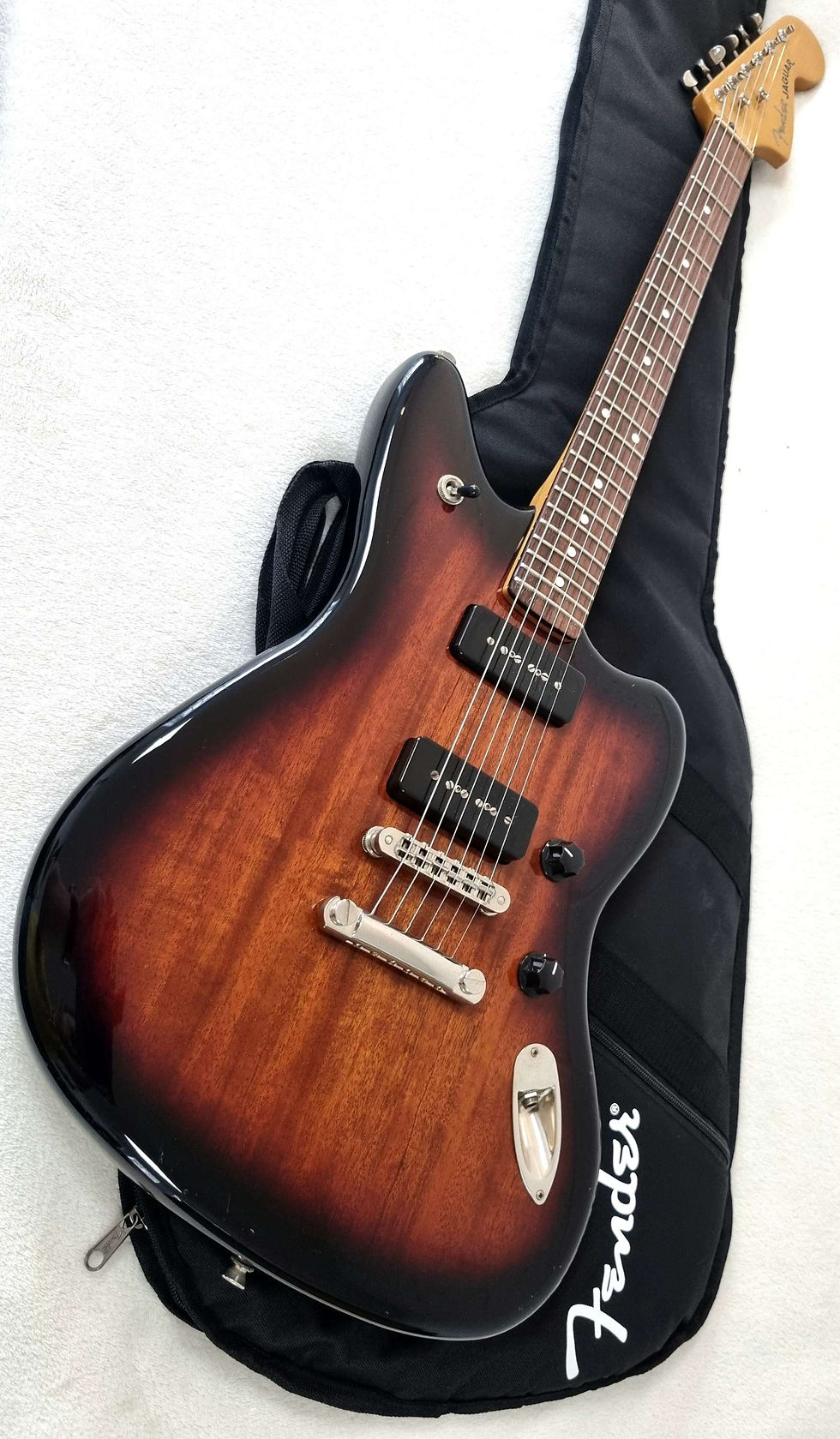 String Theory Guitars | Electric guitars in Bristol | England