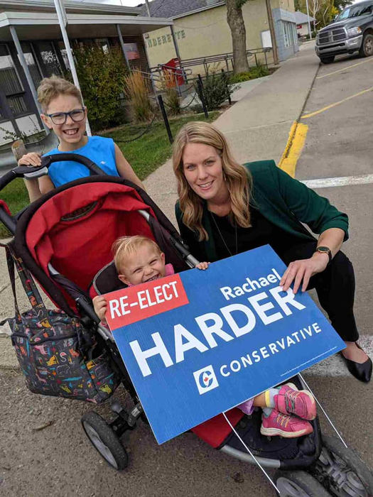 ABOUT | MP Rachael Thomas