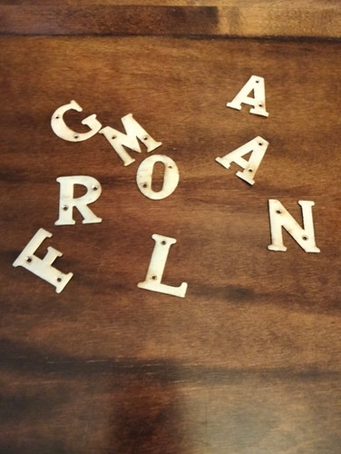 Vintage / antique Enamel Sign Letters – Mixed Lot (Cream/Ivory & Black)