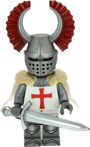 Templar Tabard & Cape | Pickle Bricks