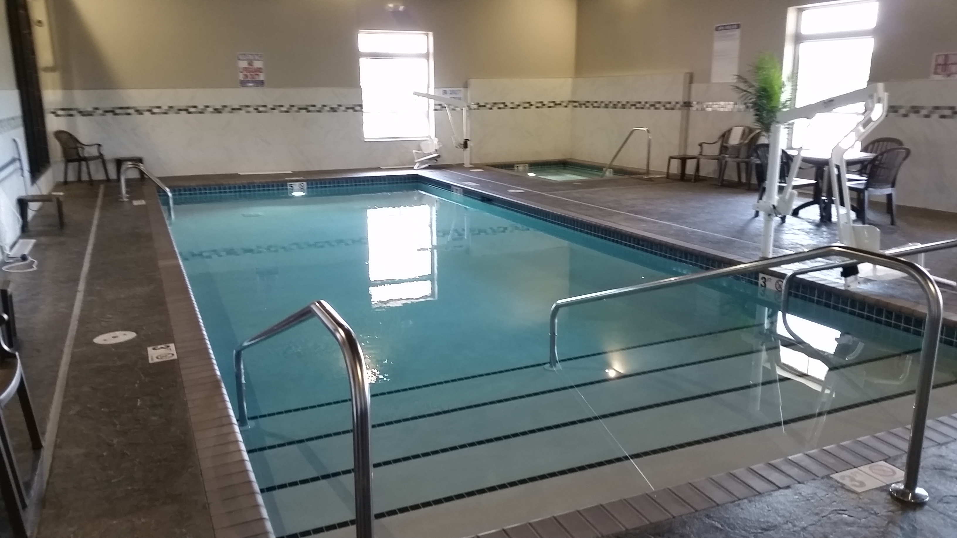 Swimming Pool Contractor | Paynesville MN | J and J Pools and Spas Inc