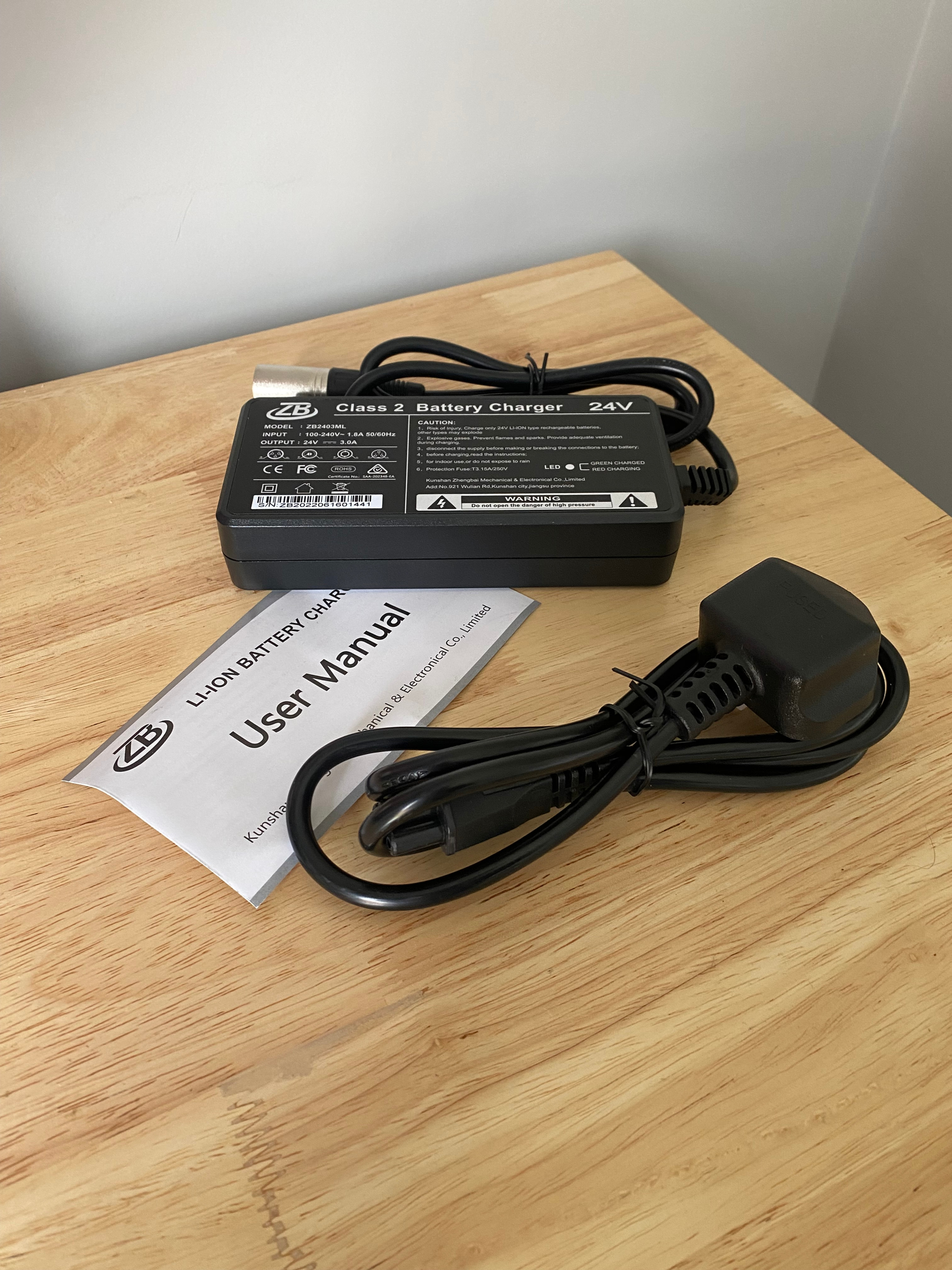 freedom-chair-replacement-battery-charger-inc-uk-plug | Distribe Limited