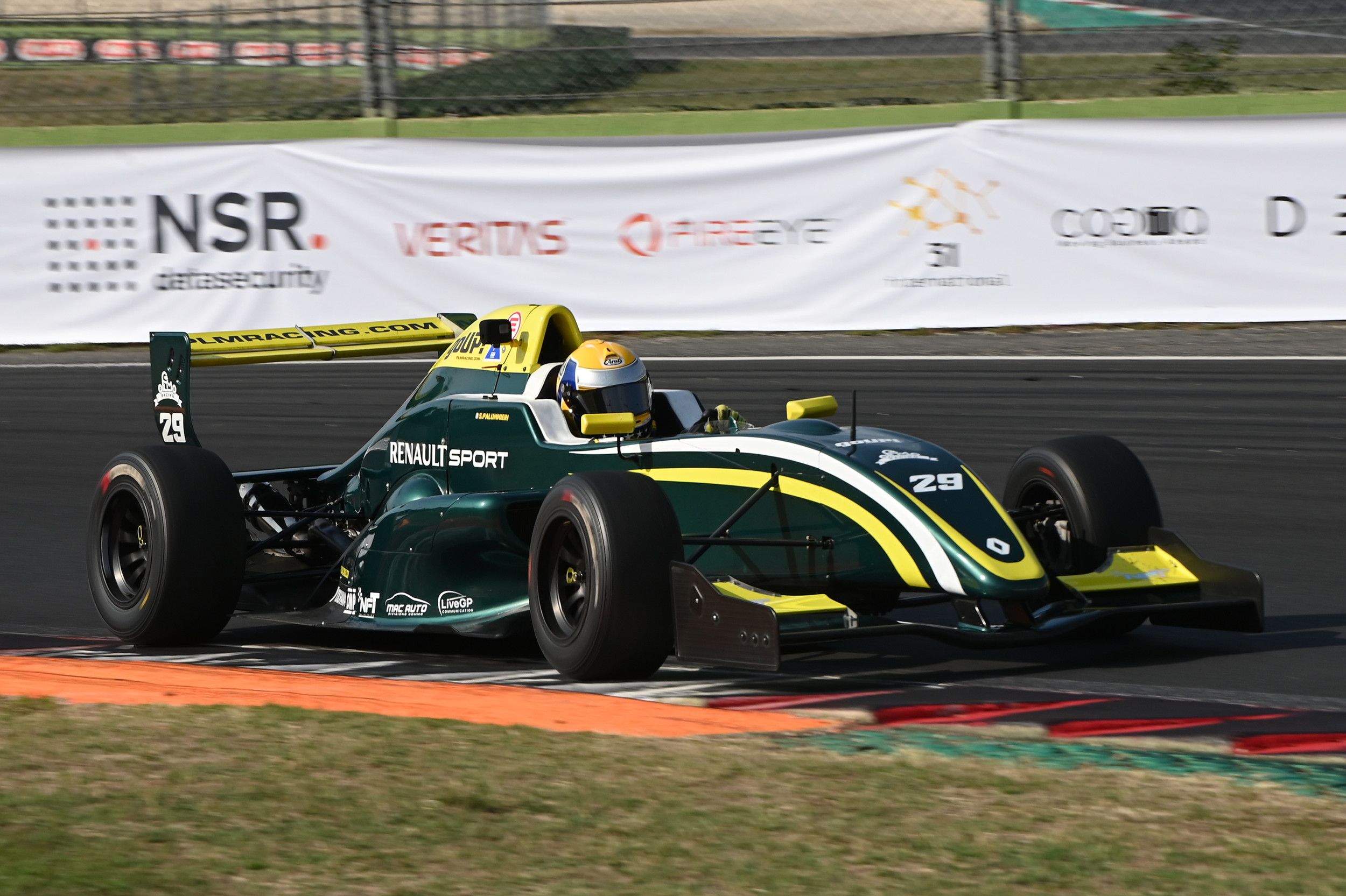 PLMRACING | F2000 Formula Trophy | Team