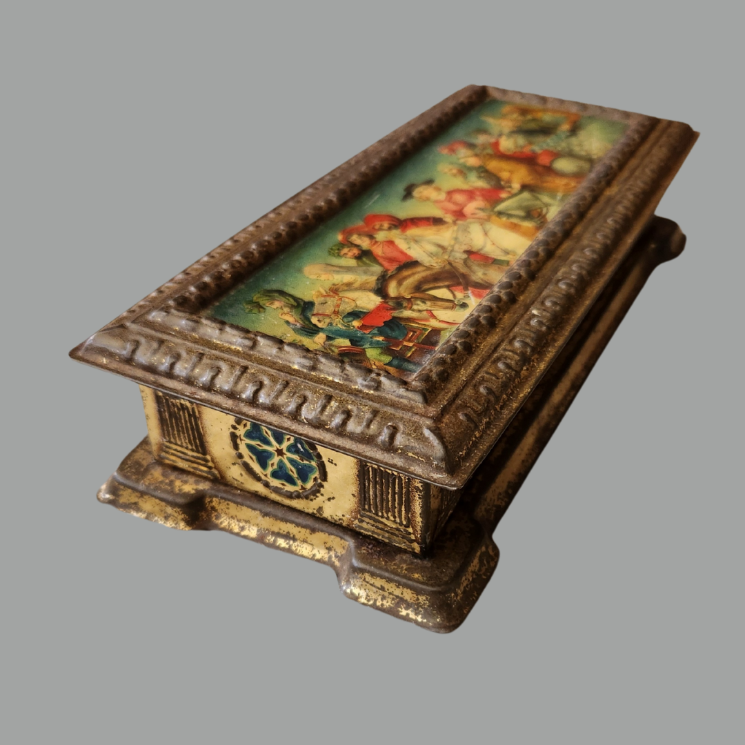 Timeless Keepsakes: The Enduring Appeal of Antique and Vintage ...