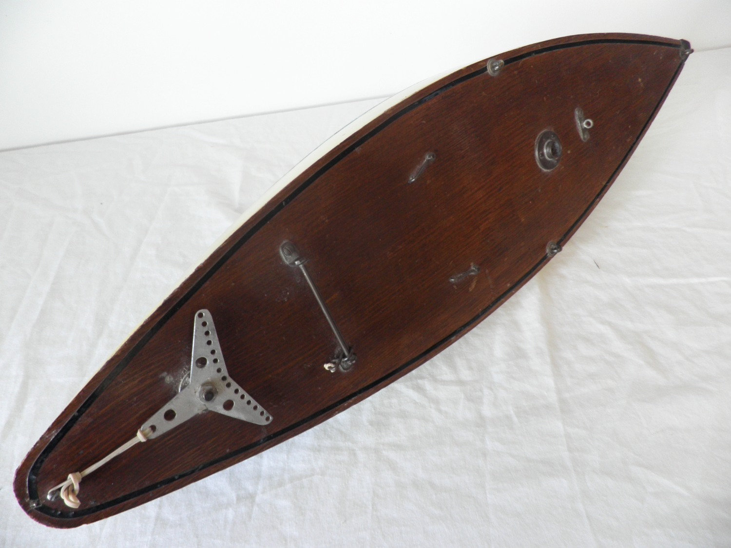 Alexander hull with original paintwork to restore -Sold | pond-yacht ...