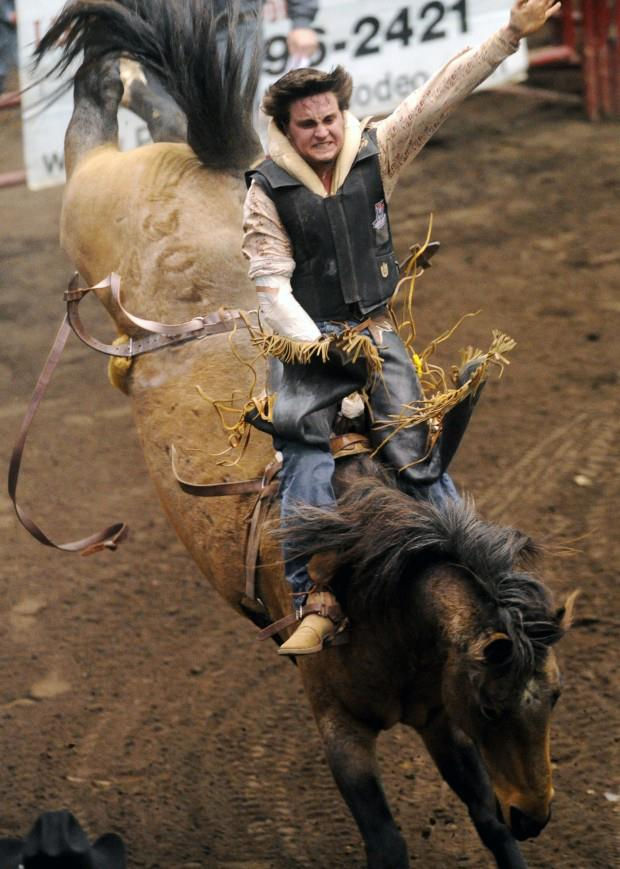 RODEO BRONC RIDERS