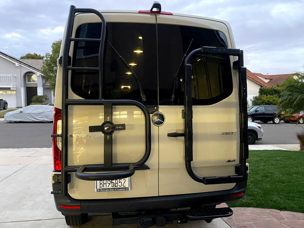 2020 4WD Sprinter Pop Top Demo Van