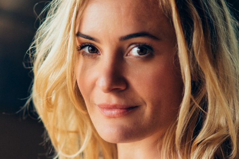 Tara Marie Linke, French-German actress