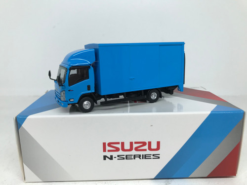 MODEL 1 1:76 OO SCALE ISUZU N SERIES VAN in BLUE WITH TAIL LIFT | T W ...