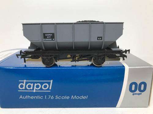 DAPOL OO GAUGE B1005 BR GREY 21t HOPPER WAGON + FACTORY LOAD | T W Models