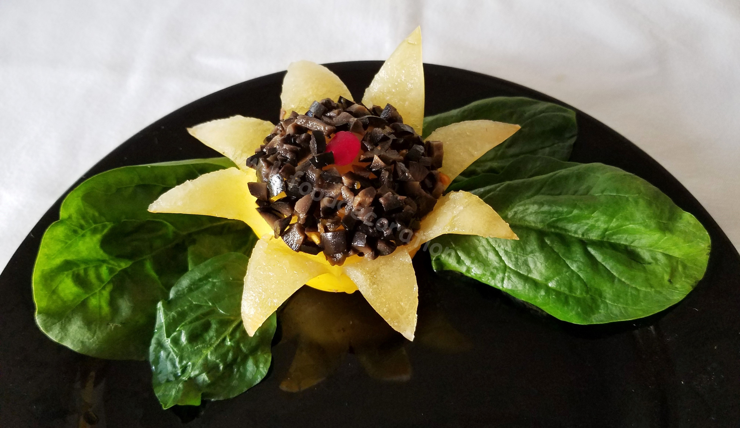 Food decorating. Vegetable decorating. Tomato decorating. garnishing ...