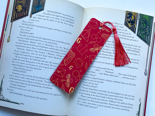 Gryffindor Harry Potter Bookmark | SimplyFangirlDesigns