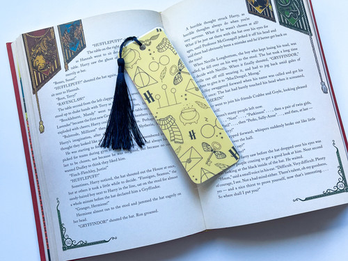 Hufflepuff Harry Potter Bookmark | SimplyFangirlDesigns