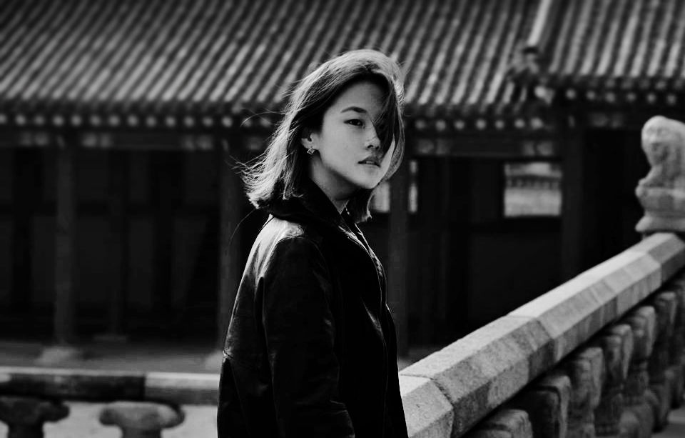 La artista Yulia Song estrena su primer sencillo titulado "Je t'aime".