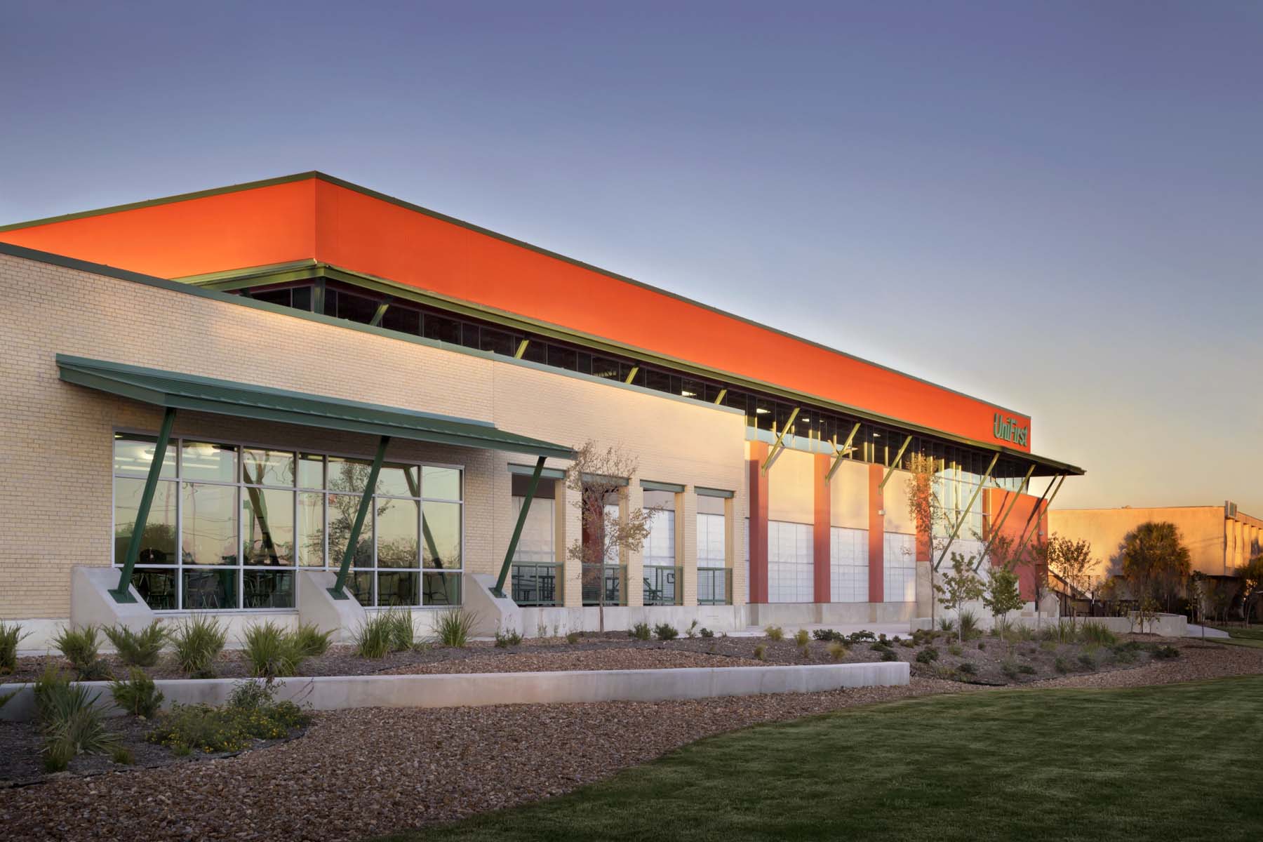 Unifirst Corporation in San Antonio - Antenora Architects