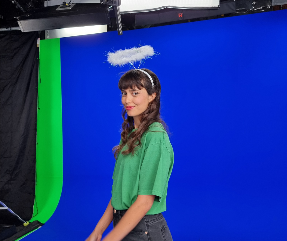 Amberley Lobo | About Me & My Career as TV Presenter, Producer, MC