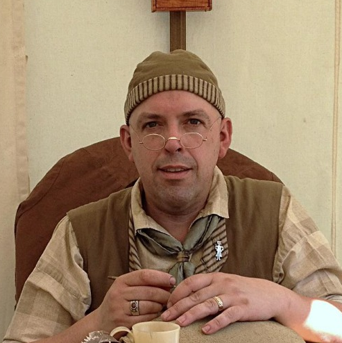 custom powder horns| powder horns| John Dewald| Scrimshaw