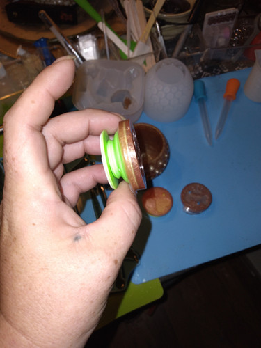 Custom pop sockets | Resin by Jessa