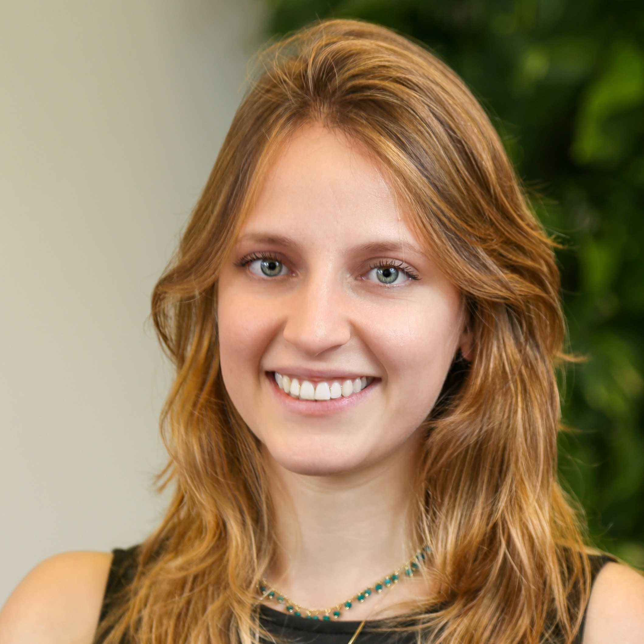 Isadora Muszkat | AC Power