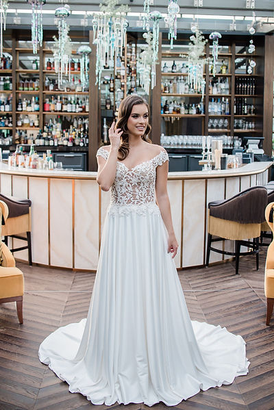 Cosmopolitan 23' | Kathia Dobo