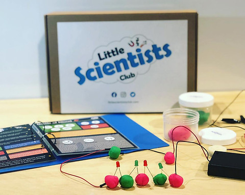 Science boxes | Little Scientists Club | England