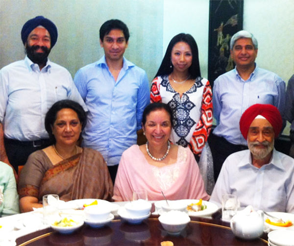 ナリンダー シン セティ 夫妻が新らしく着任された Deepa Gopalan Wadhwa 駐日インド大使を歓迎しました。