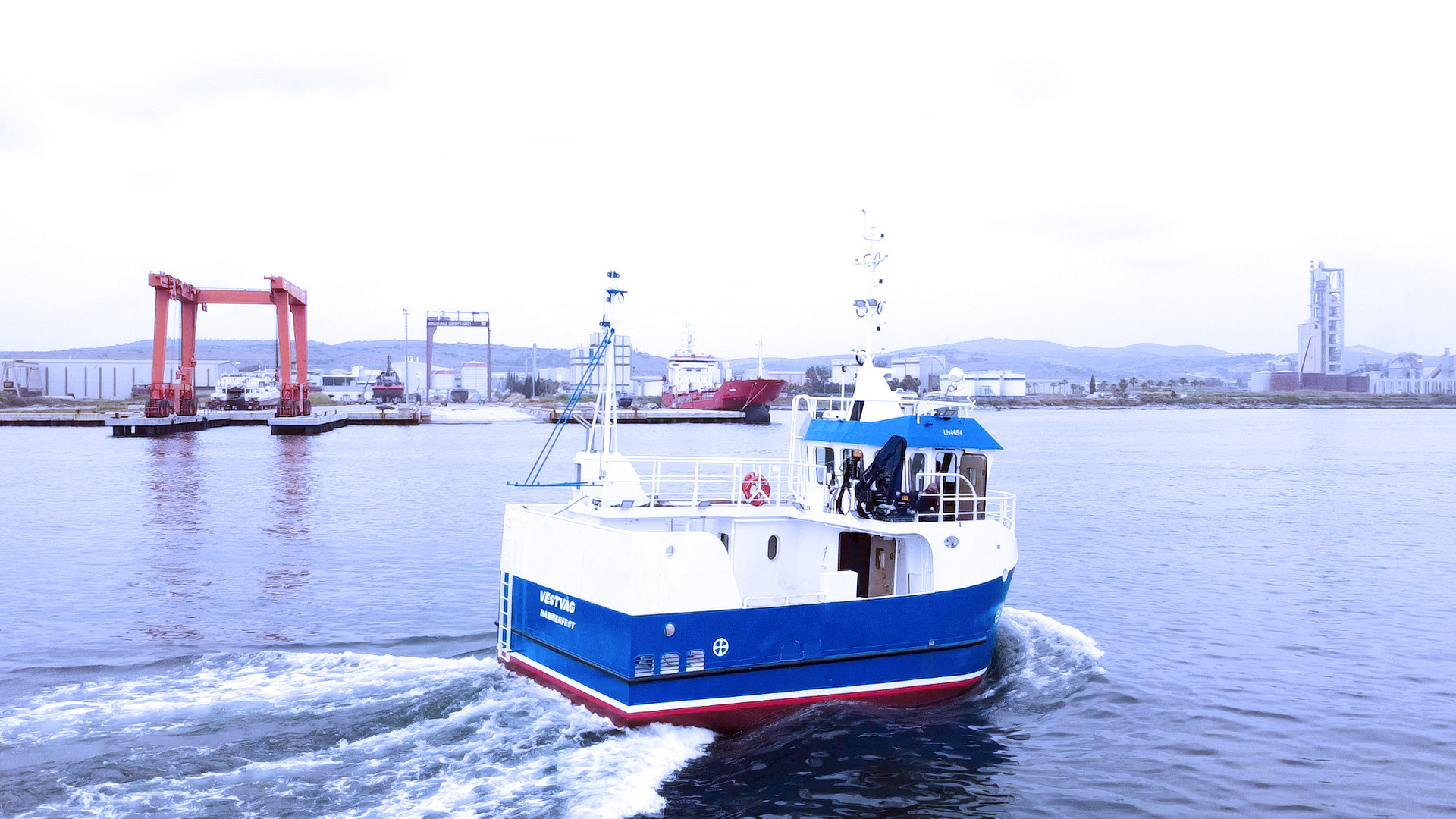 HT 10FISHING VESSEL
