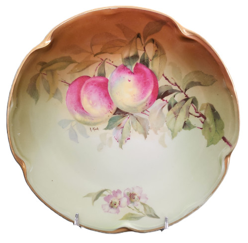 Lot 03: Peach plate | IPAT, Inc.