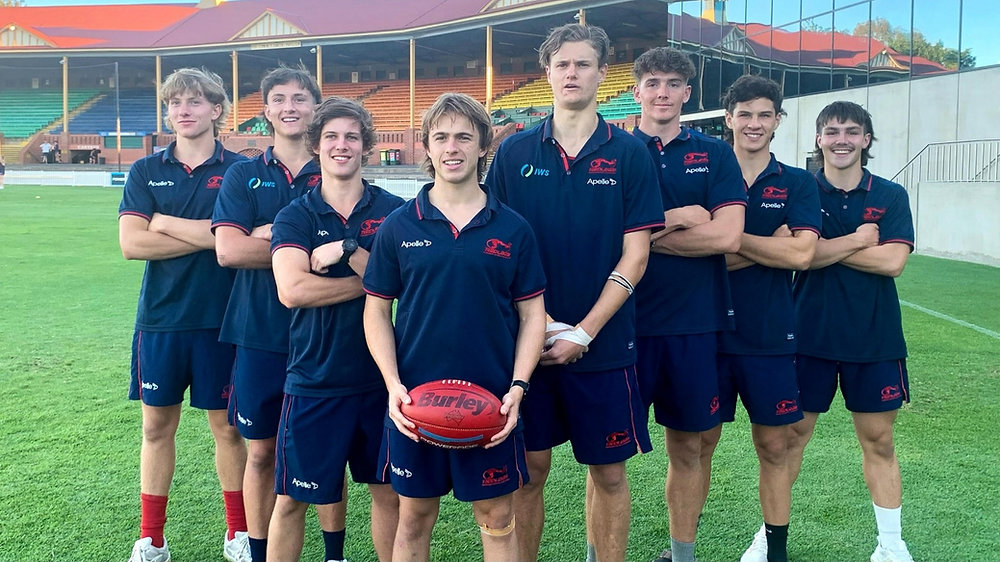 Proud dad waves Phoenix off to the Cattery