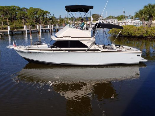 Bertram 28 Sport Fisherman Flybridge | bondyachtsales