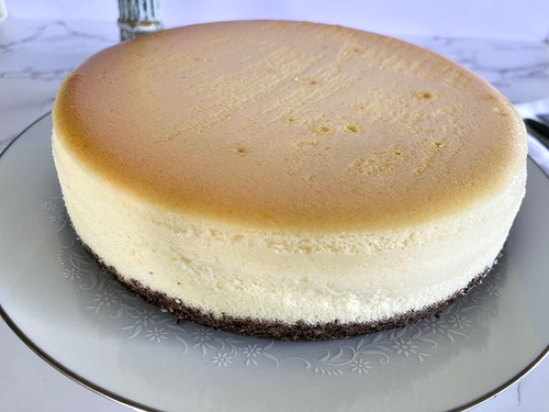 PLAIN JAMES | CHEESECAKE CHINO'S