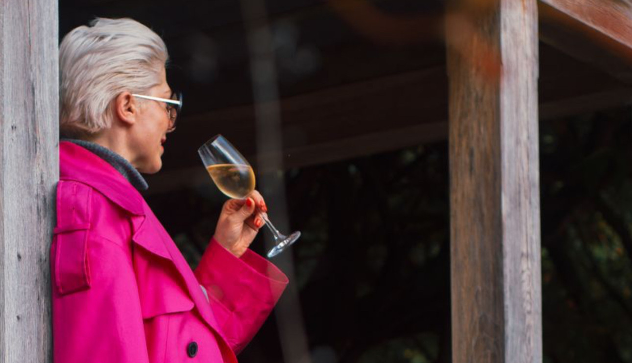 Champagne Tasting Experiences with Elizabeth & Wine