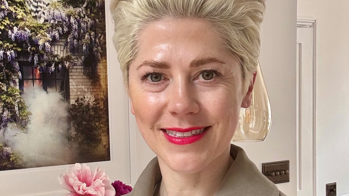 Why book an event with Elizabeth & Wine?